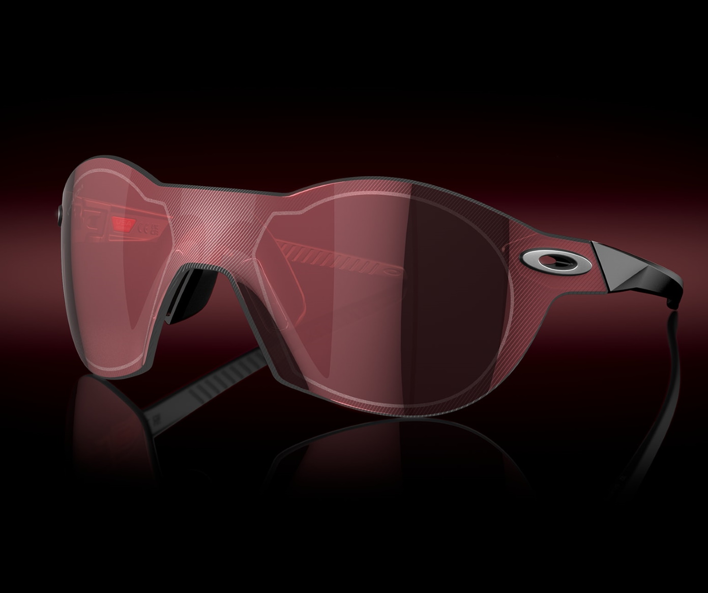 Pour célébrer le 30e anniversaire du Sub Zero, Oakley lance le Re ...